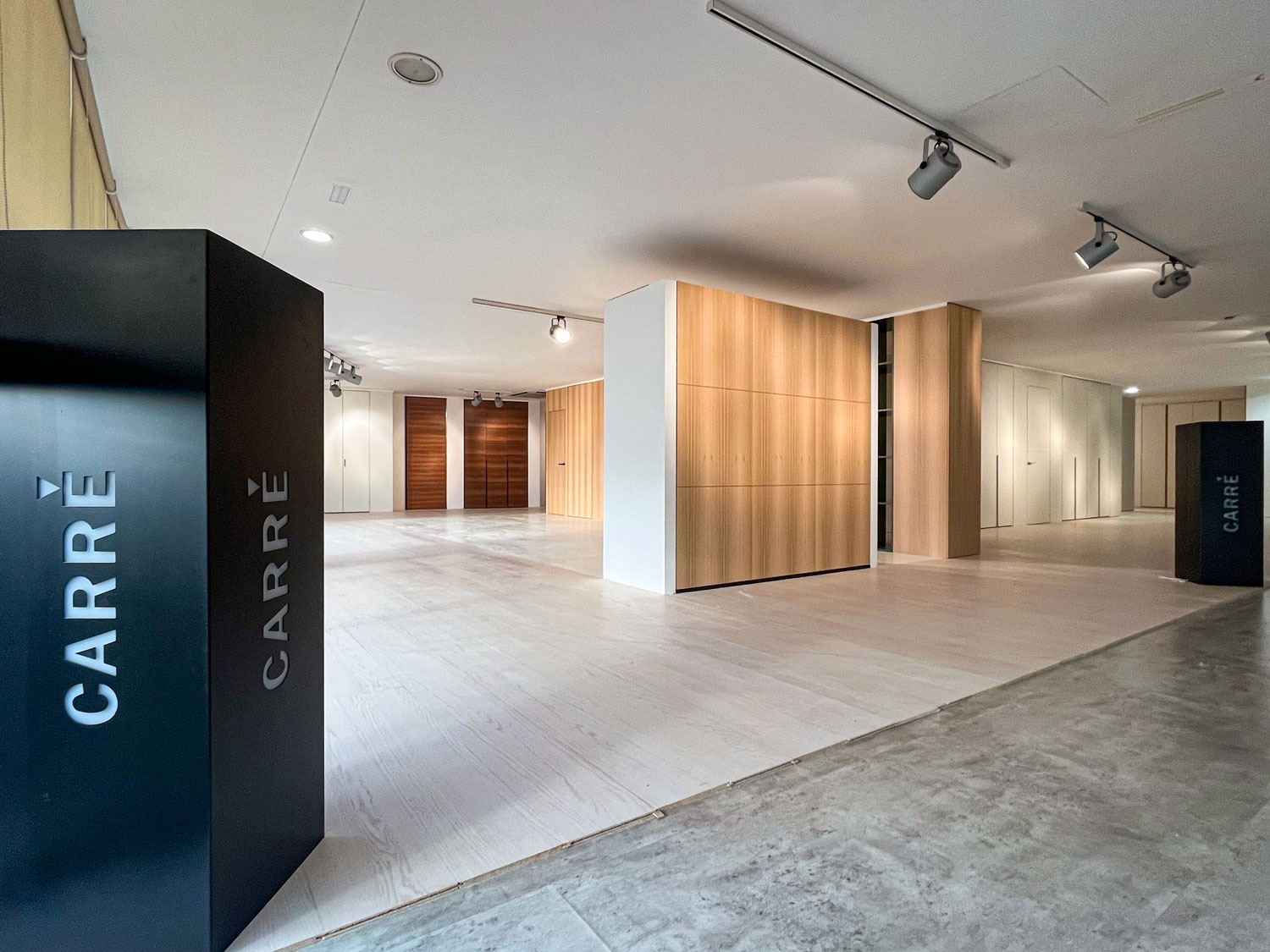 Showroom - Carré Furniture